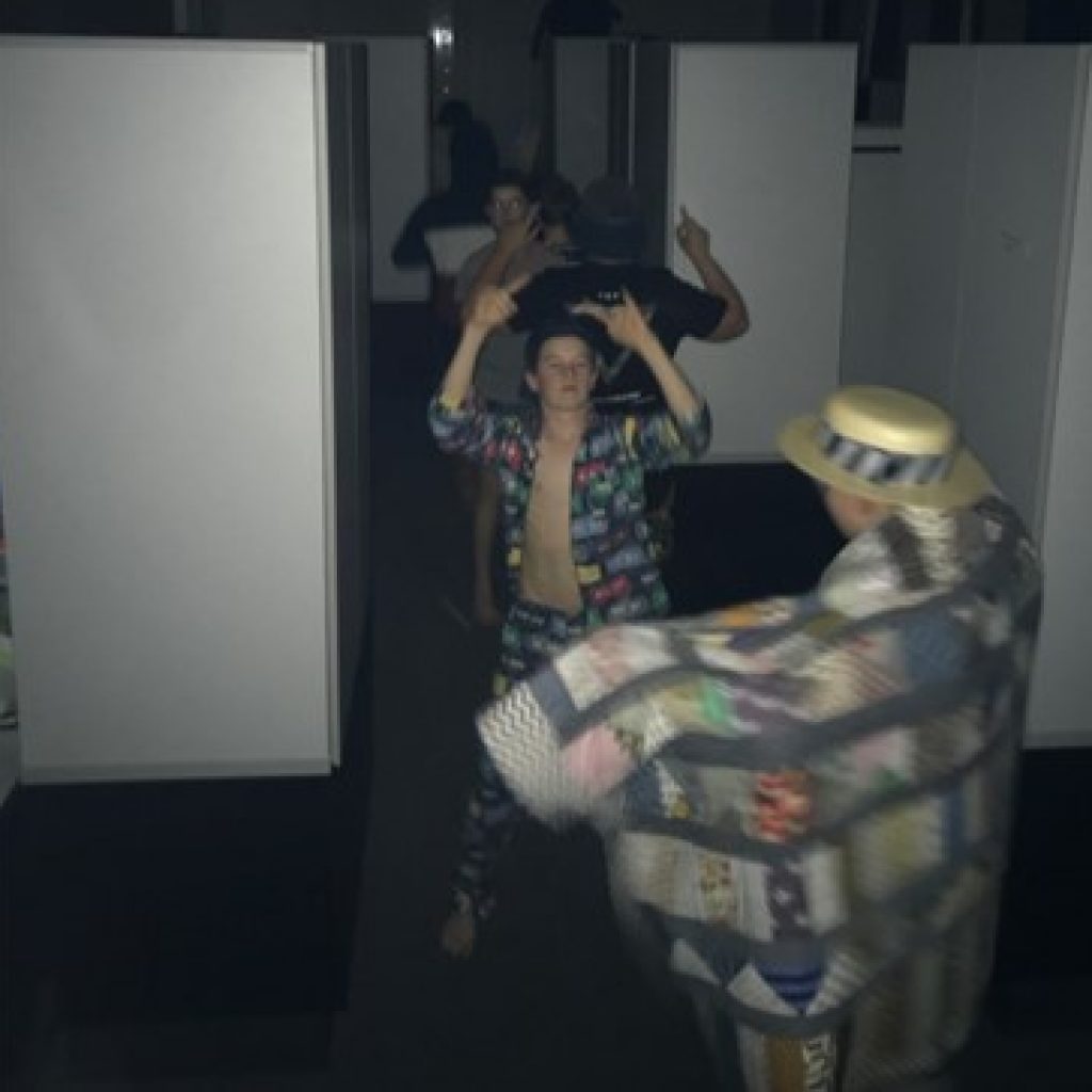 Good Vibing in School House – Shore Boarding News